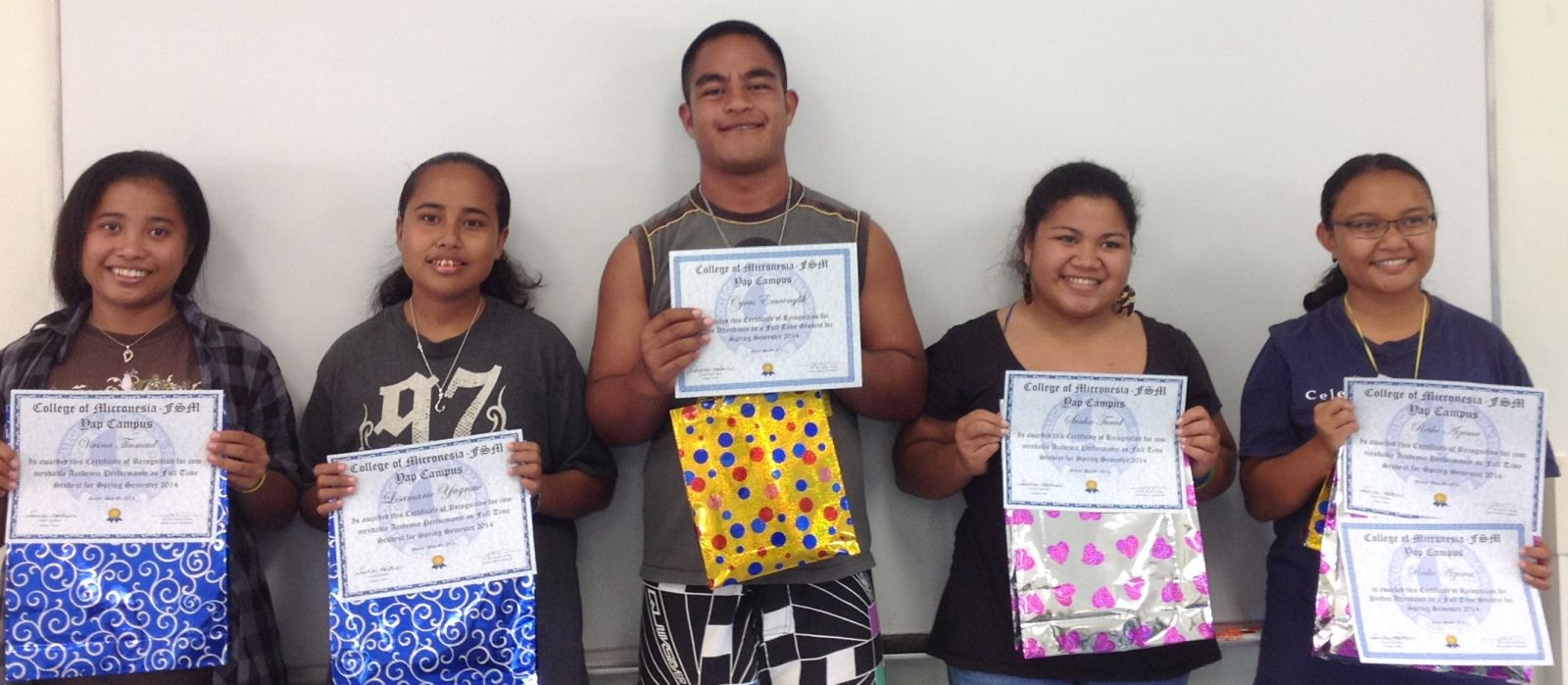 COM-FSM: Yap Campus Awards Students for Spring 2014